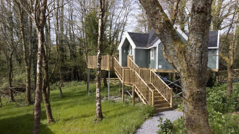 Sweethay Cottage | Holiday Cottages In Devon | Otter Falls